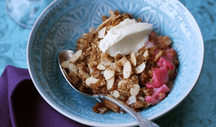5 Seasonal Crumble Recipes to Satisfy Your Sweet Tooth