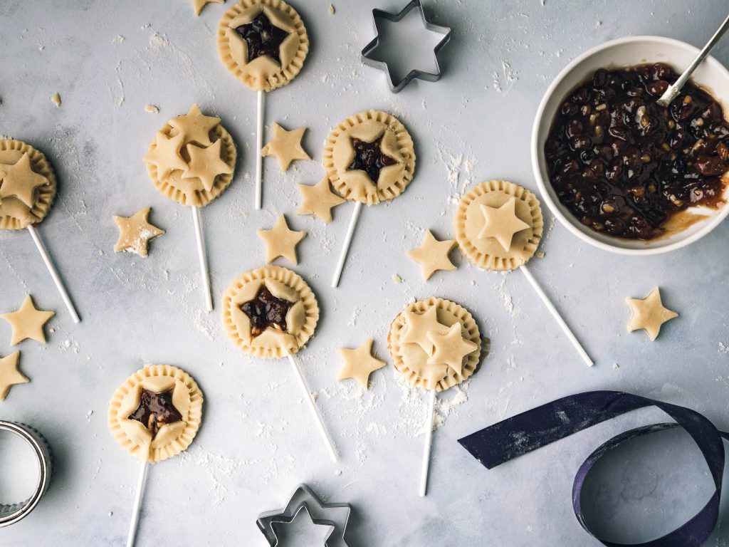 Mince Pie Pops Recipe | Tate and Lyle Sugars
